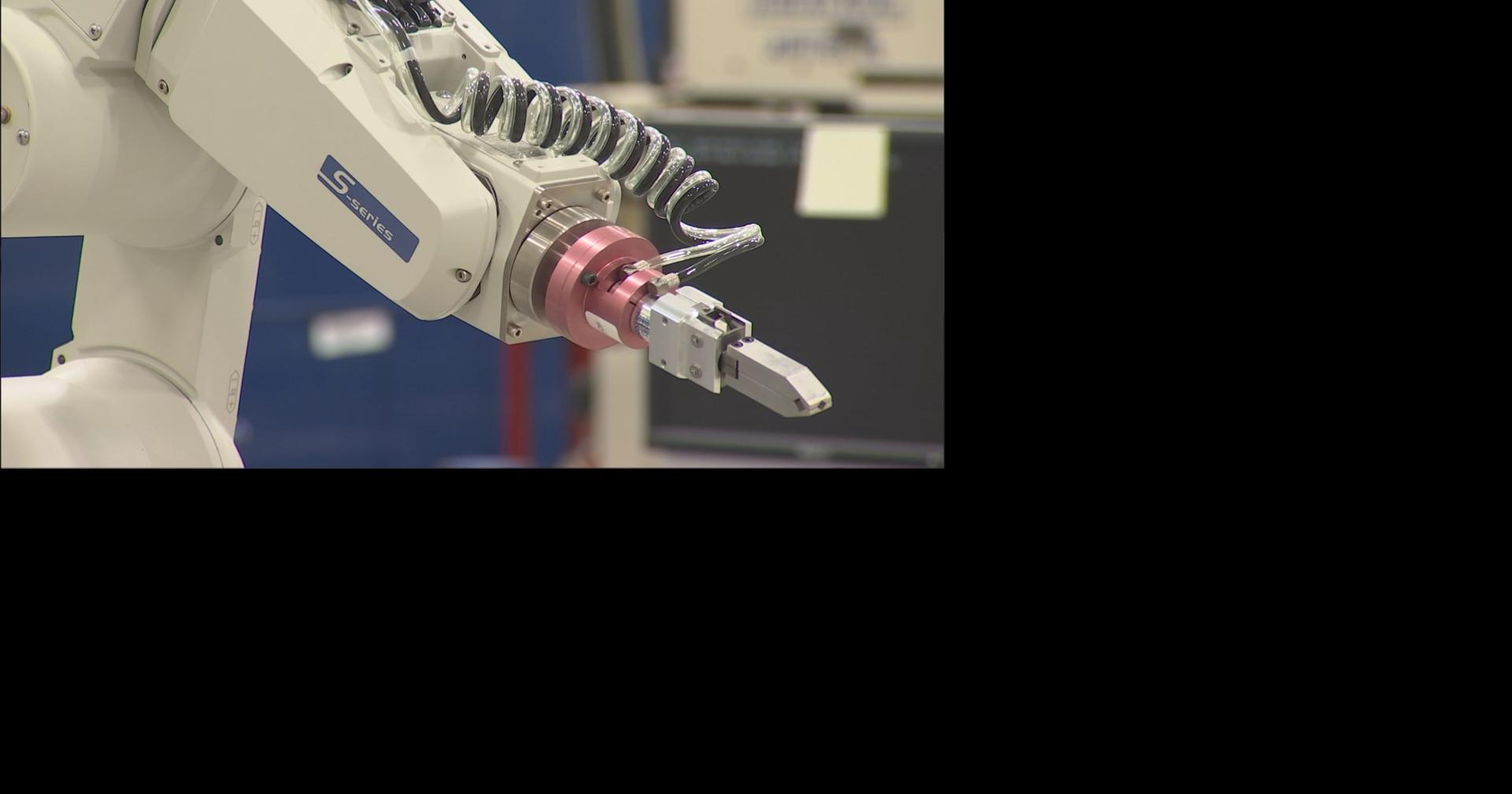 Local organizations work to help close gender gap in STEM fields ...