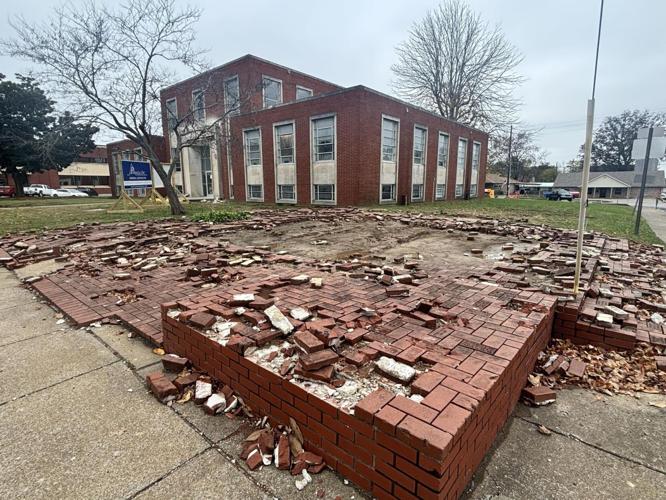 Brick memorial to be removed from old Crittenden County Courthouse lot ...