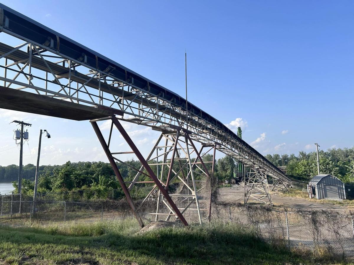 Riverport Authority approves bid, state funding for two port projects ...