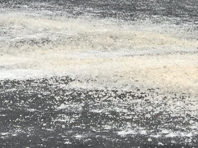 Chicken organ spill makes smelly mess on U.S. 62 near Calvert City ...