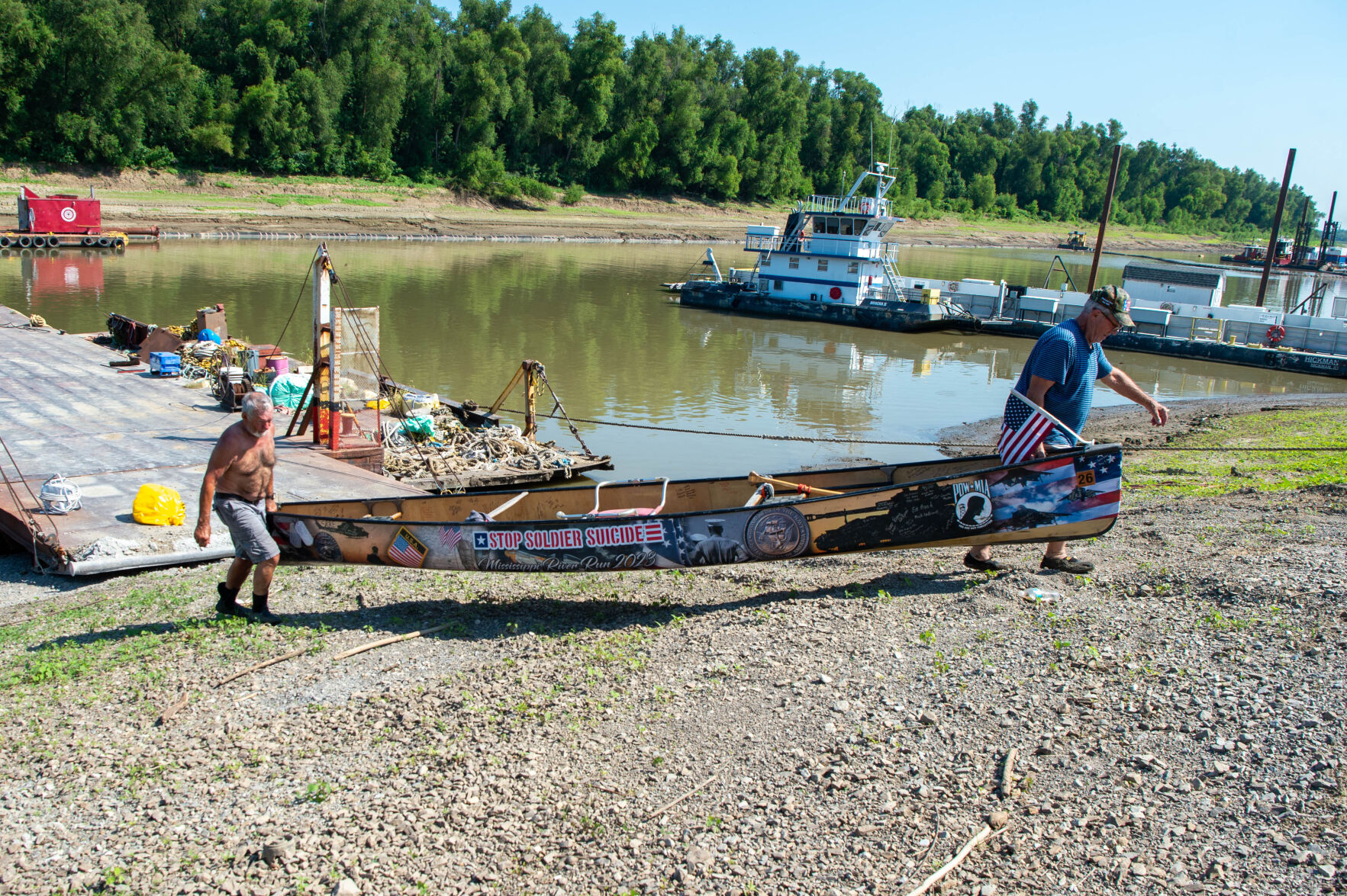 Vietnam veterans canoe Mississippi to raise money, awareness for ...