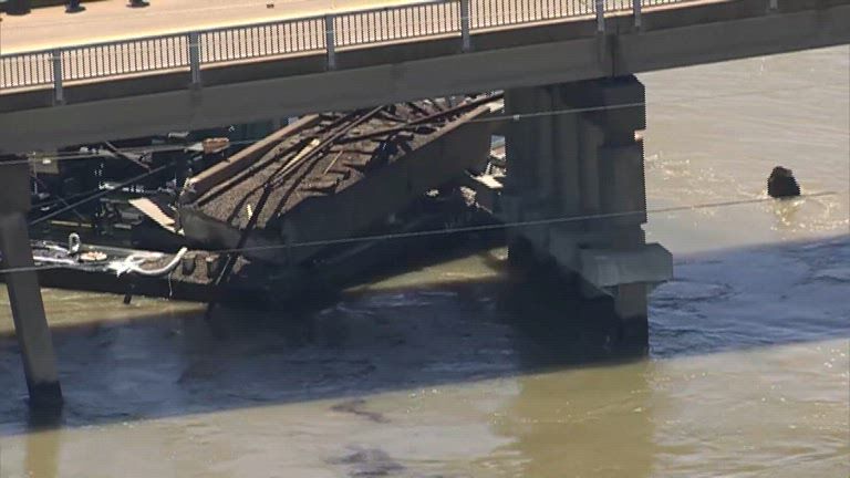 Pelican Island Bridge in Texas shut down following barge strike | News ...