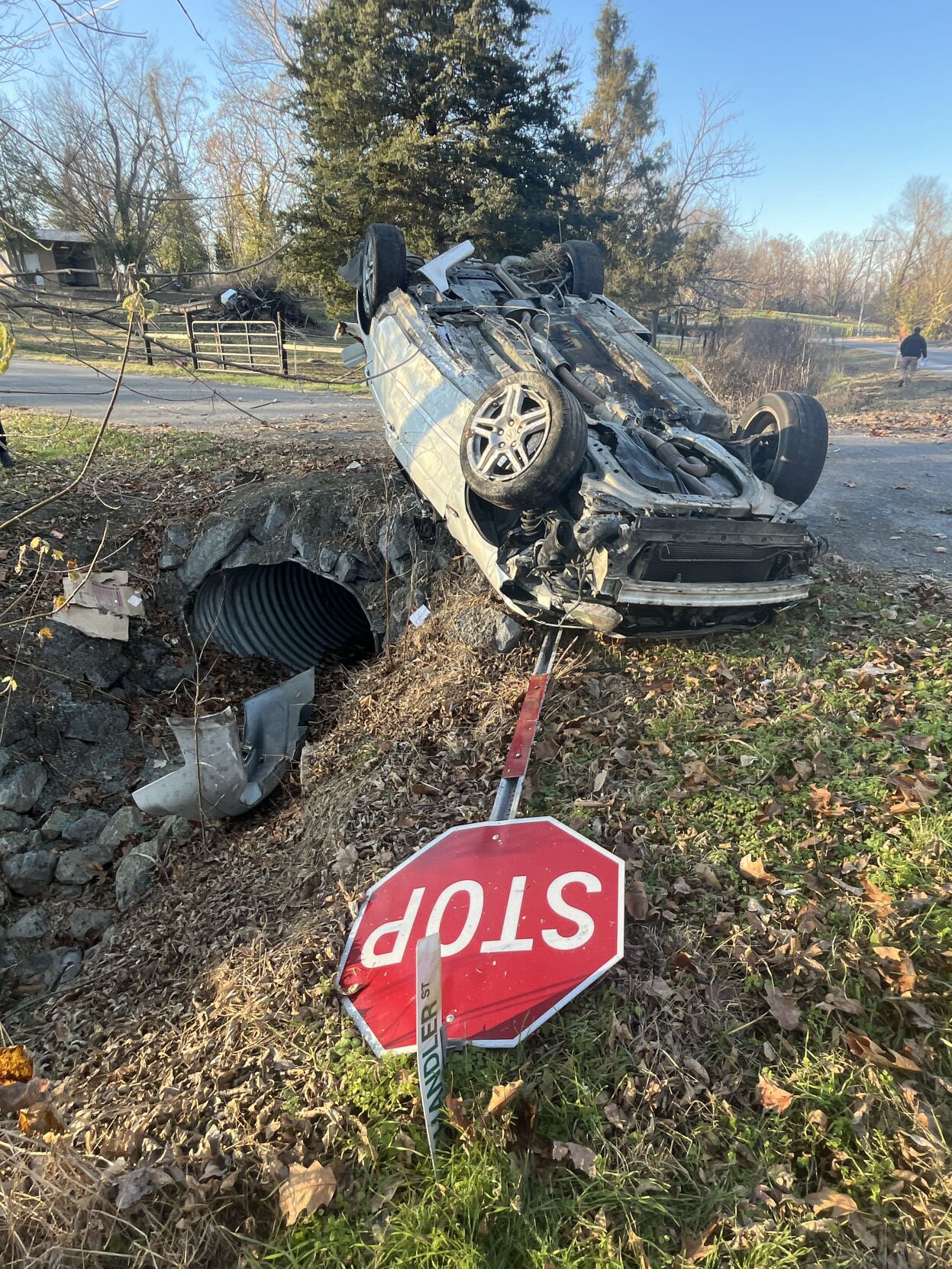 GCSO: Single vehicle rollover collision injures one | News | WPSD Local 6