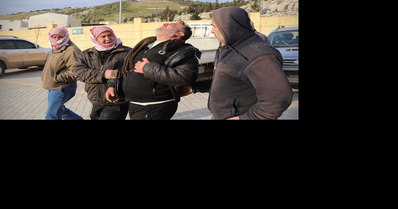 First UN aid convoy crosses Turkey-Syria border after hundreds of ...