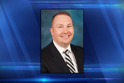 Governor orders flags to half-staff in memory of Illinois Sen. Scott ...