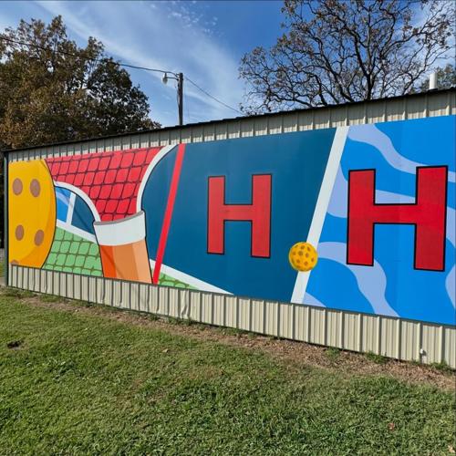 Local artist completes pickleball-themed park mural | News | WPSD Local 6