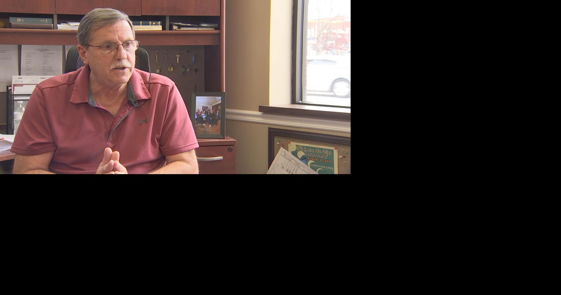 Metropolis mayor denies involvement in ongoing library controversy ...