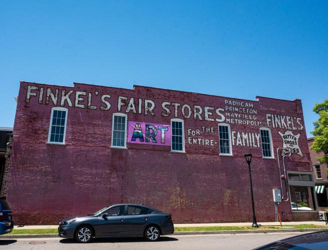 Market House Theatre unveils winning summer art banner | News | WPSD ...