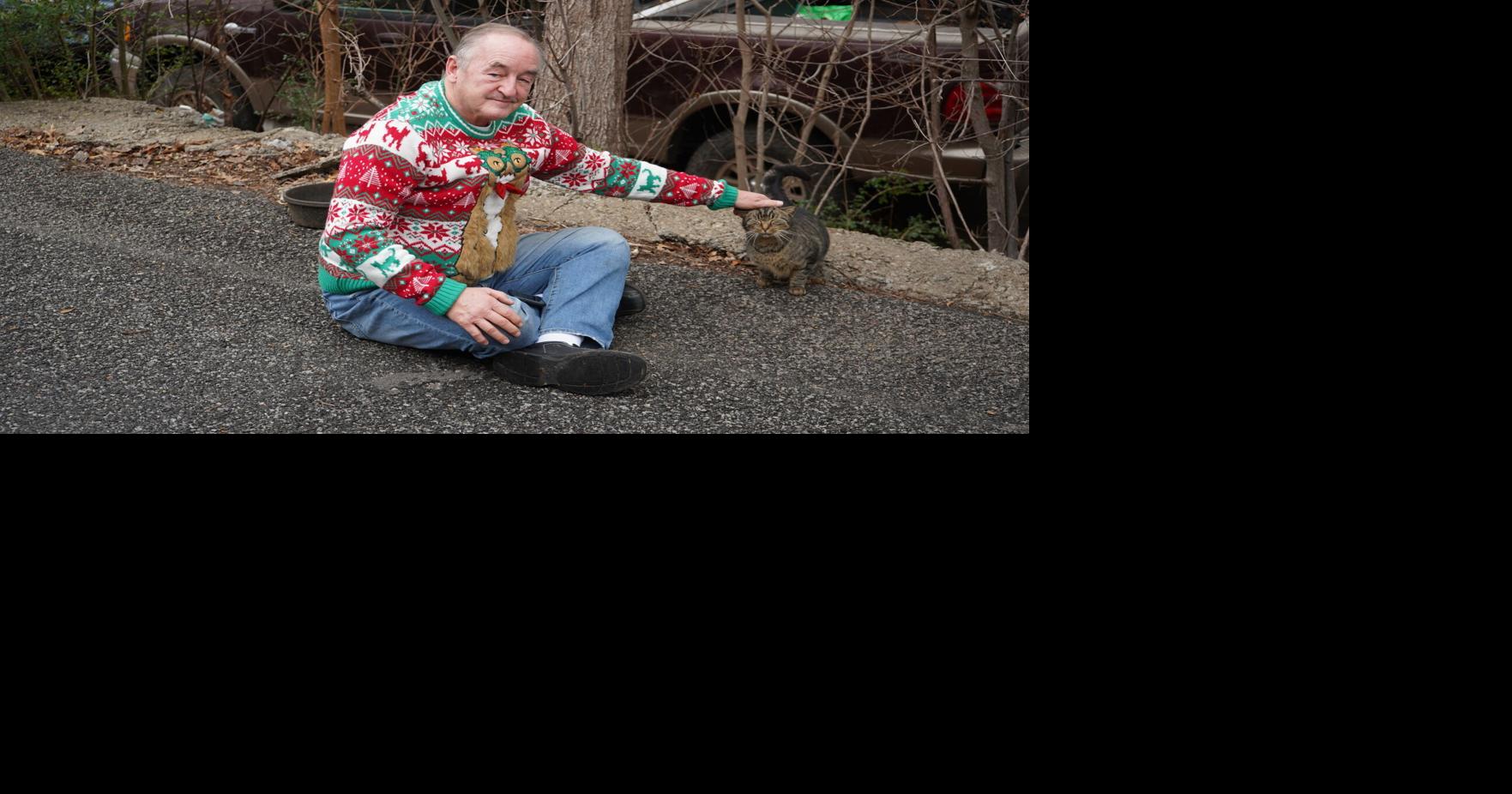 'We don't miss a day' — Paducah rescue group feeds cats on Christmas ...