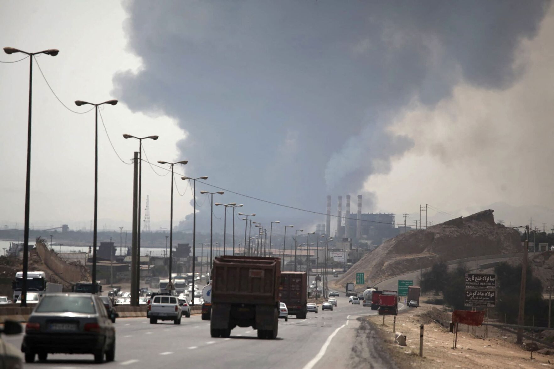 Eight killed, at least 750 people injured after massive explosion in Iranian port | News | WPSD ...