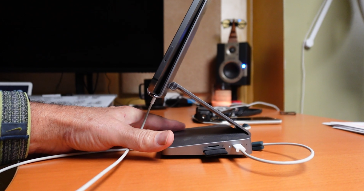 High-tech gift ideas for your loved ones this Christmas | News | WPSD ...