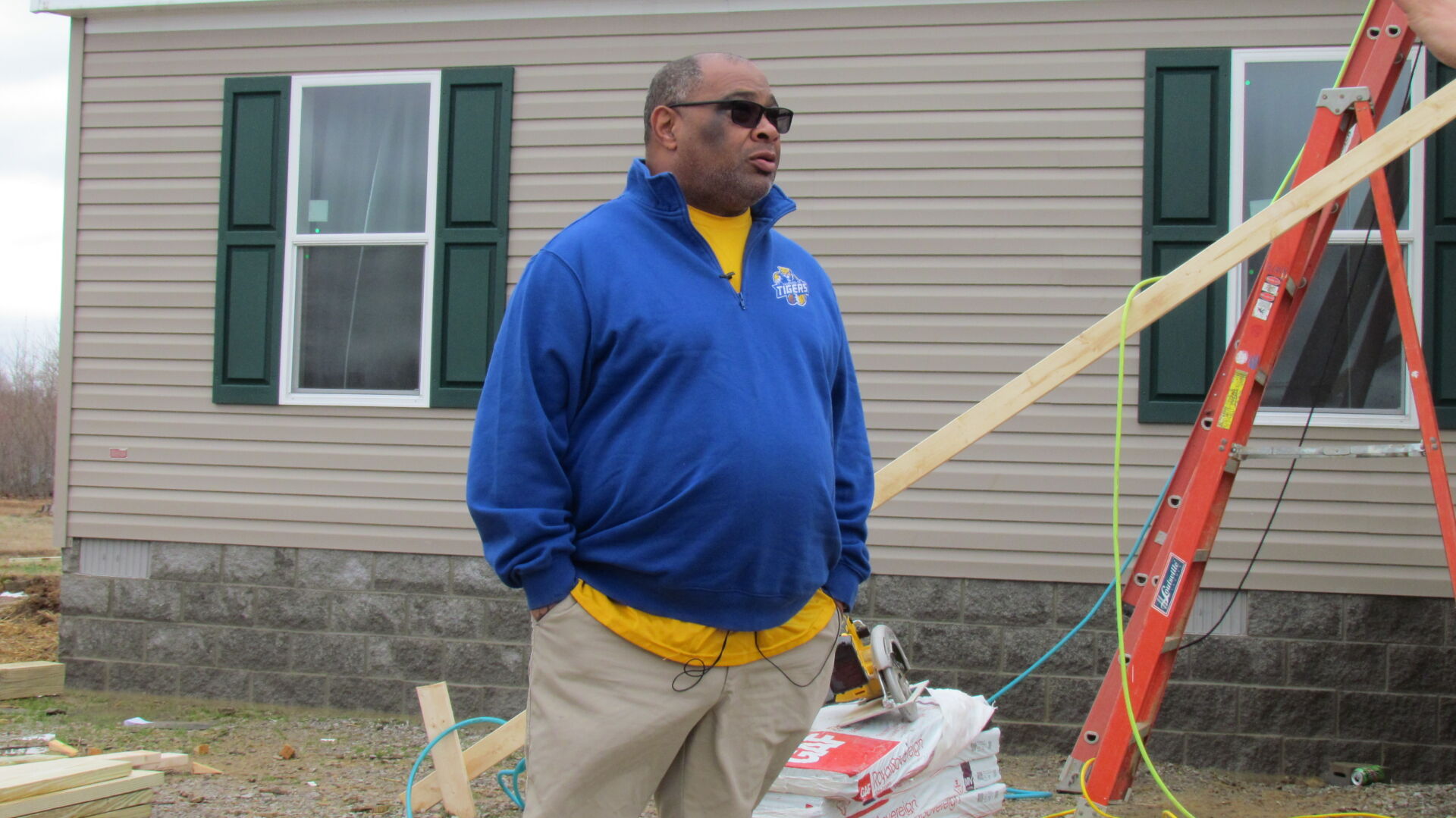 Multi-church volunteer group aids family rebuilding from 2024 tornado ...