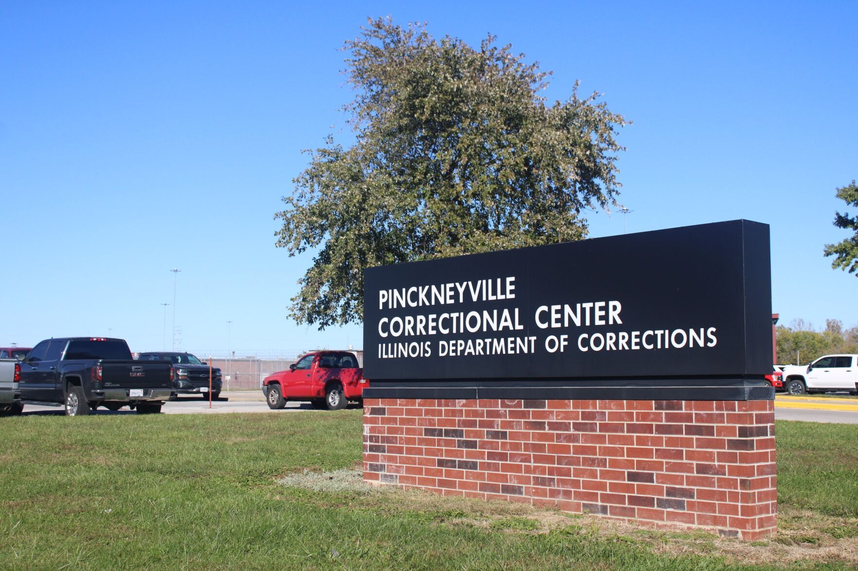 Under emergency rule, Illinois prisons begin withholding physical mail ...