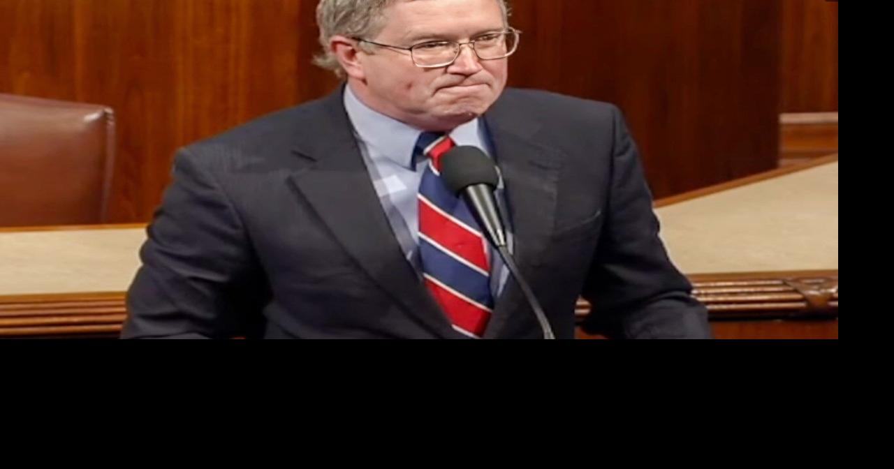 Trump-targeted GOP congressman Massie tours his Kentucky district with support from Sen. Paul ...