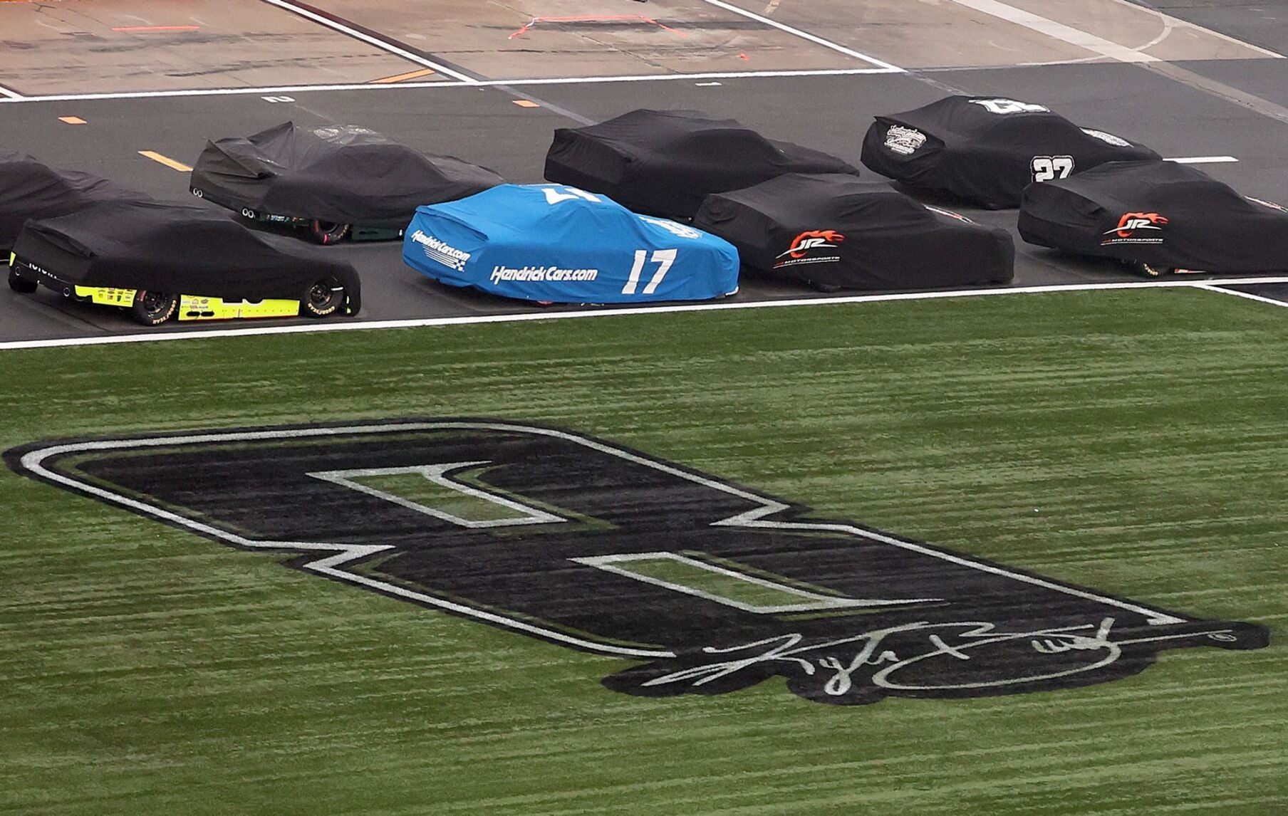 ‘The only way you can honor his memory is to race’: NASCAR mourns Kyle ...
