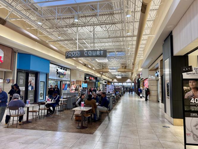 Kentucky Oaks Mall expects thousands Black Friday, local shops eye ...