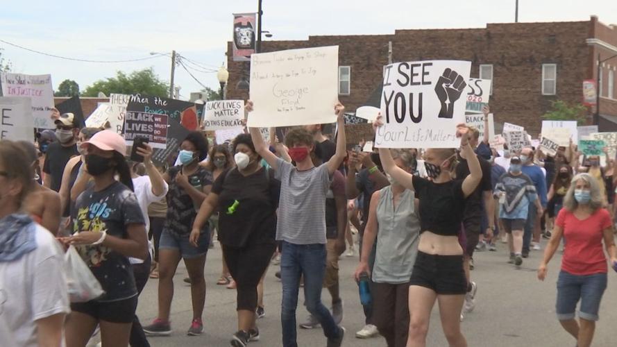 SIU Carbondale student organizes George Floyd protest that draws ...