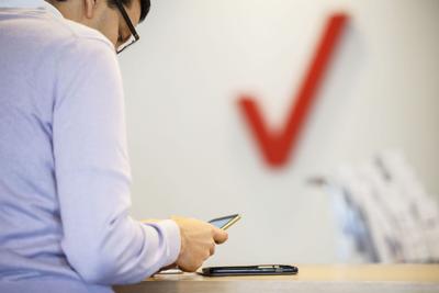 Verizon confirms service is beginning to come back online after a major ...