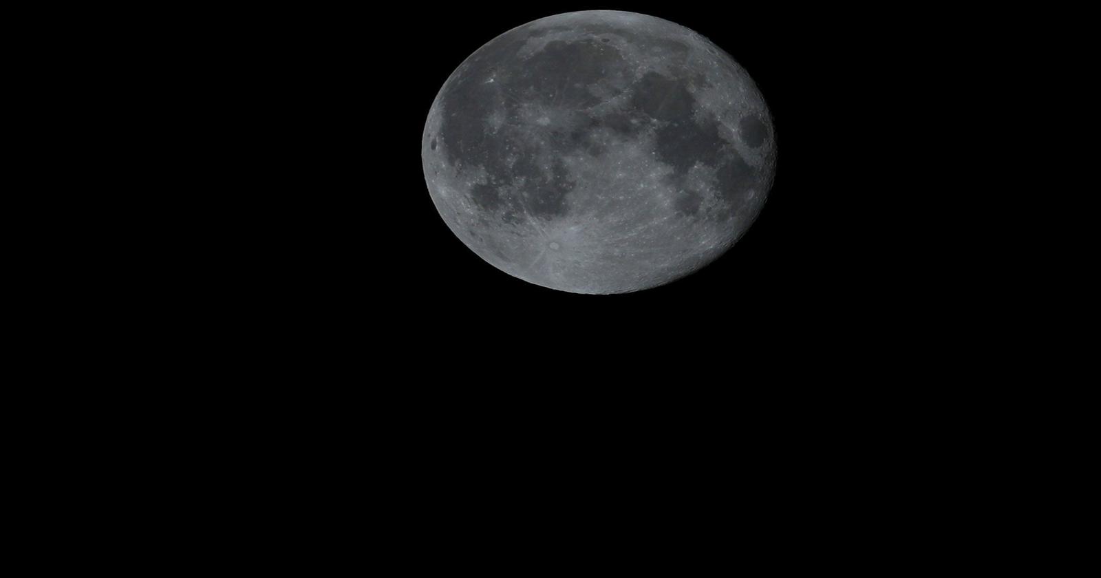 October’s full harvest moon is the first supermoon of the year. Here’s ...