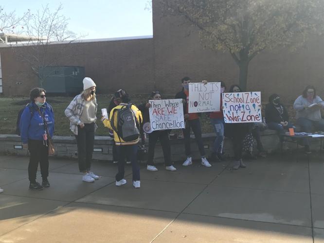 SIU students protest schools response to gun violence | News | WPSD Local 6