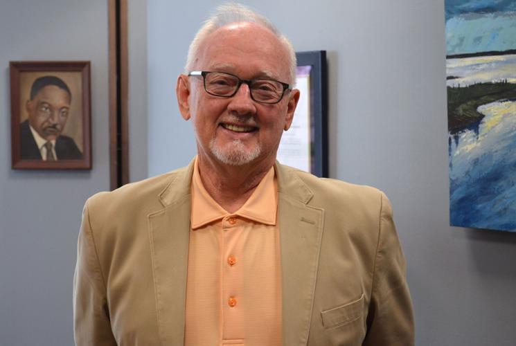 Mayor's independent bid fuels tension in judge executive race, Bray and ...