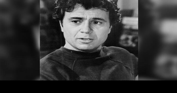 Robert Blake, 'Baretta' actor acquitted in wife's killing, dies at 89 ...