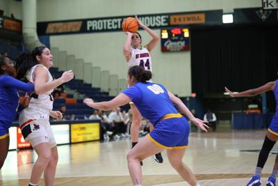 14 Skyhawks score as UT Martin women's basketball wins non-conference ...