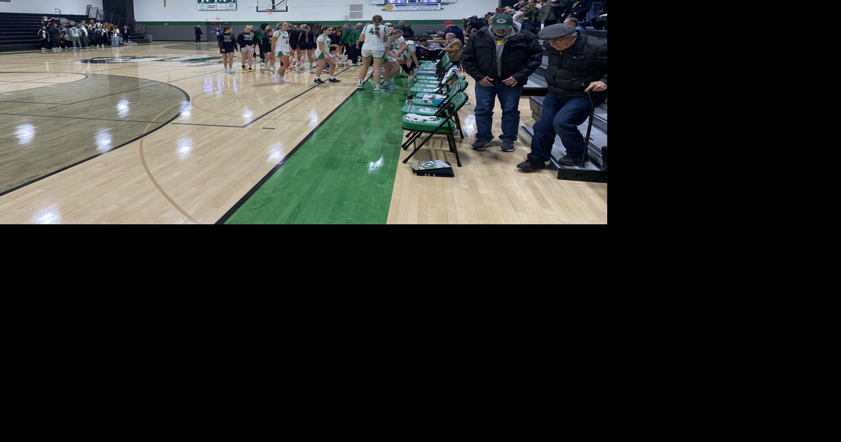 Regis girls basketball moves to 3-0 in conference with win over Elk ...