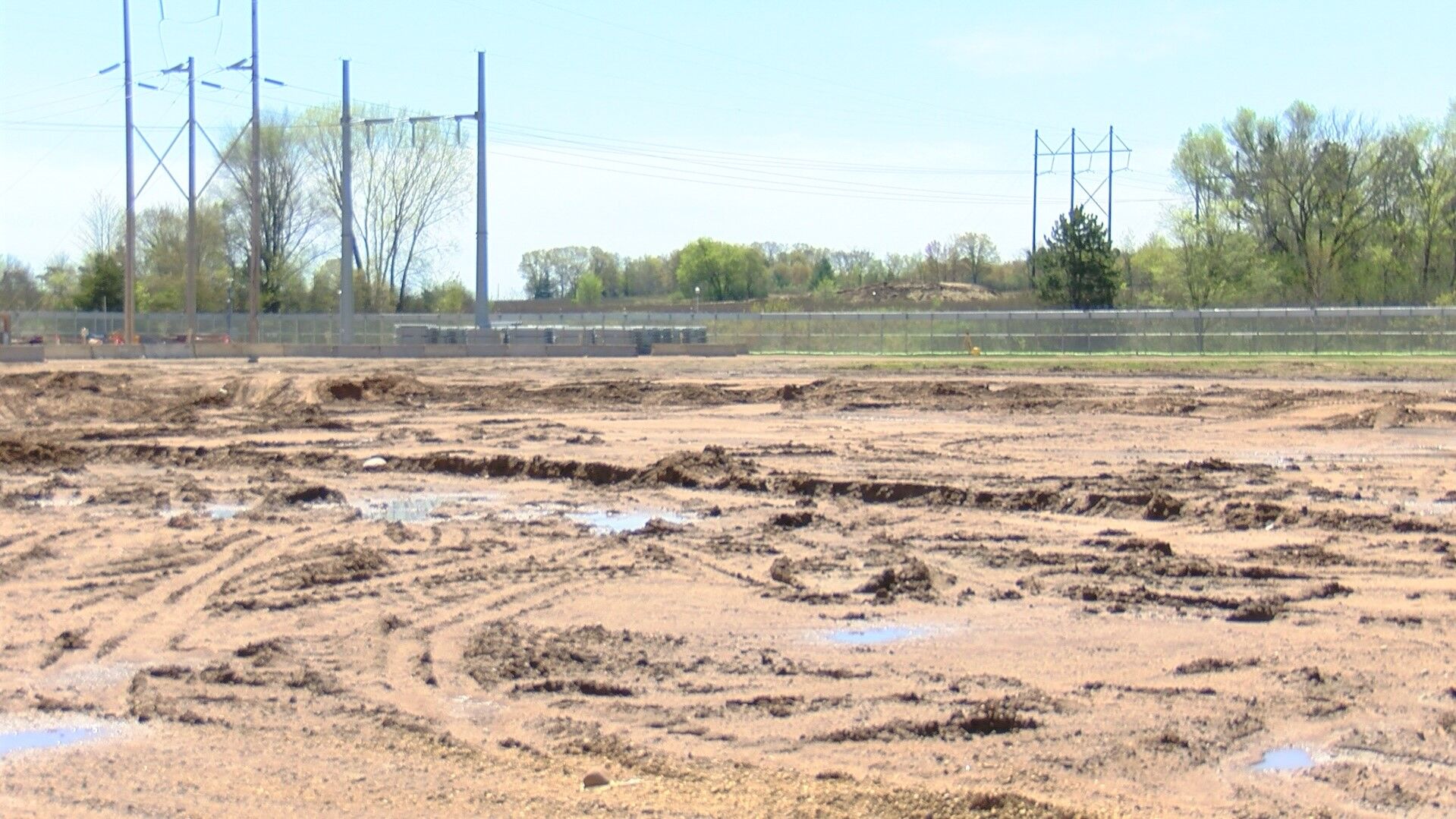 Xcel Energy to start $285 million project to revamp Wheaton Generating ...