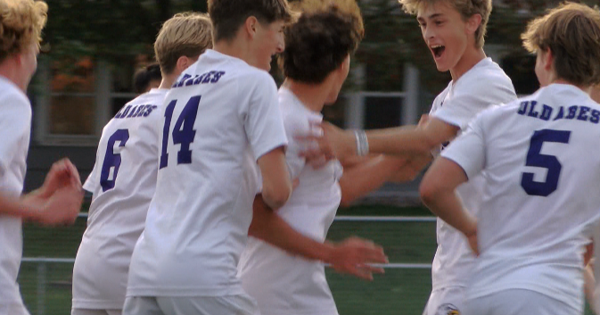 Old Abe's boys soccer wins crosstown showdown | Eye On Eau Claire ...