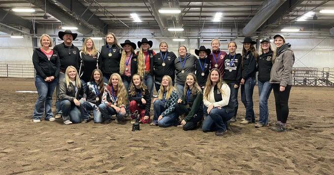 Chi-Hi Equestrian Team wins 9th straight state title | Sports | wqow.com