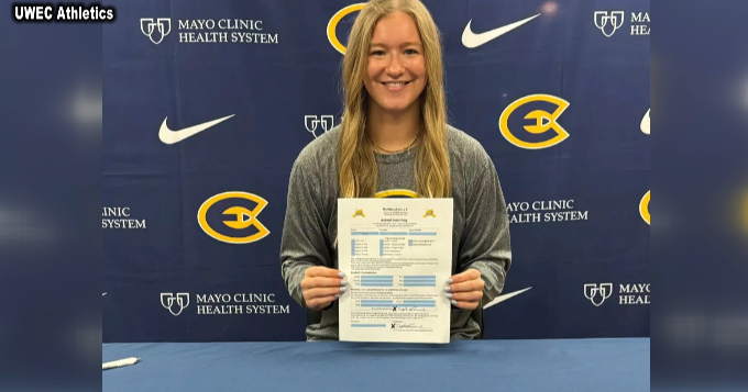 UWEC women's hockey alumna signs professional contract with Mannheim ...