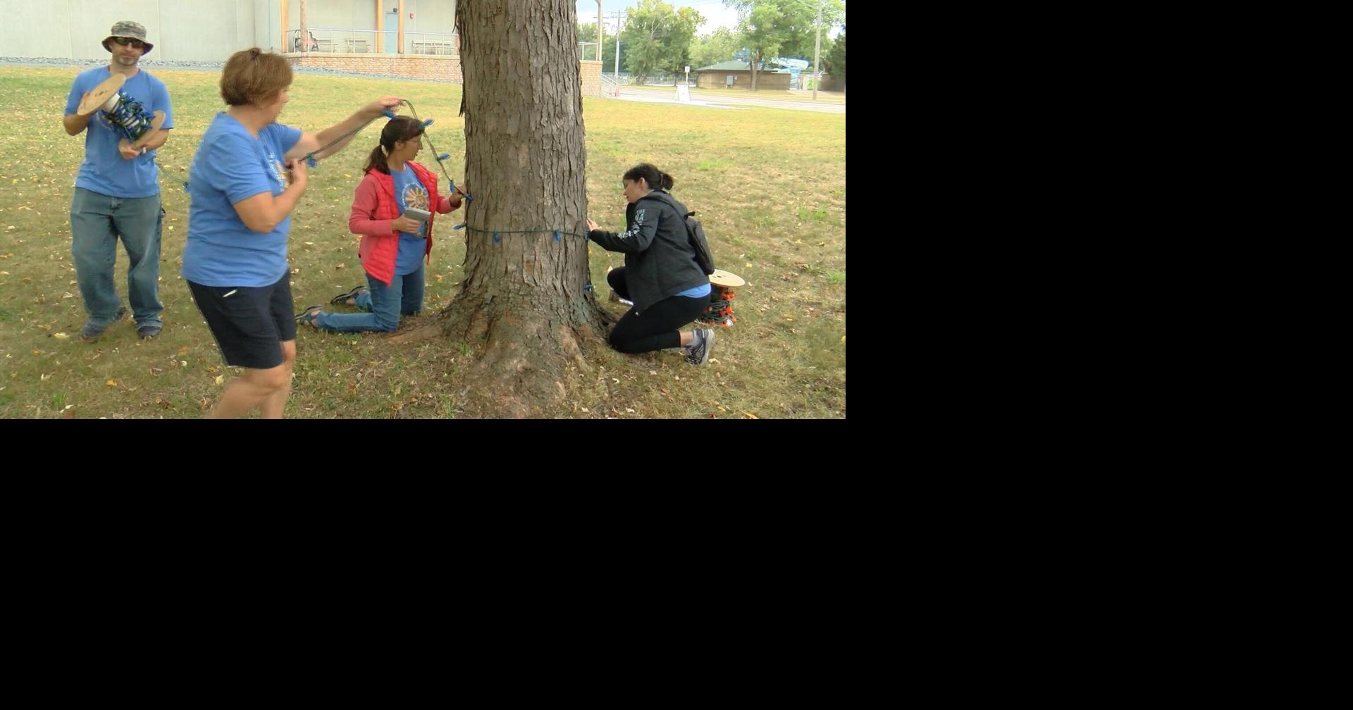 Hundreds give back to community during 'Day of Caring' event in the ...