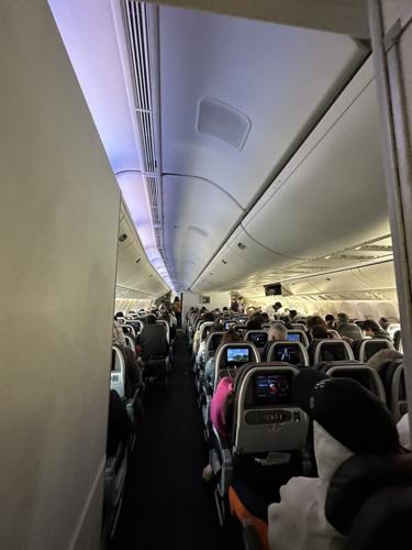 FAA system outage causes thousands of flight delays and cancellations ...