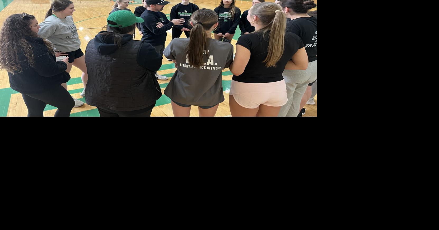 Fadness ushers in new ERA for Regis softball | Sports | wqow.com