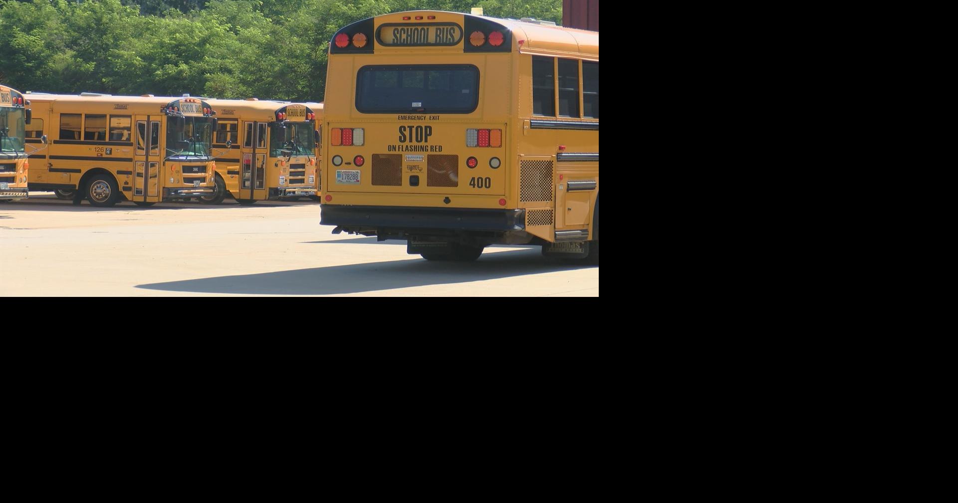 Eau Claire school buses struggle on icy streets Friday morning | Eye On ...