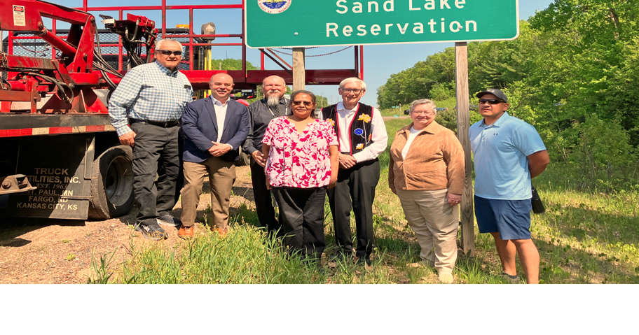 Dual-language sign unveiled in Burnett County | News | wqow.com