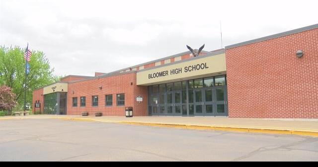 Bloomer Schools consider adding virtual school | News | wqow.com