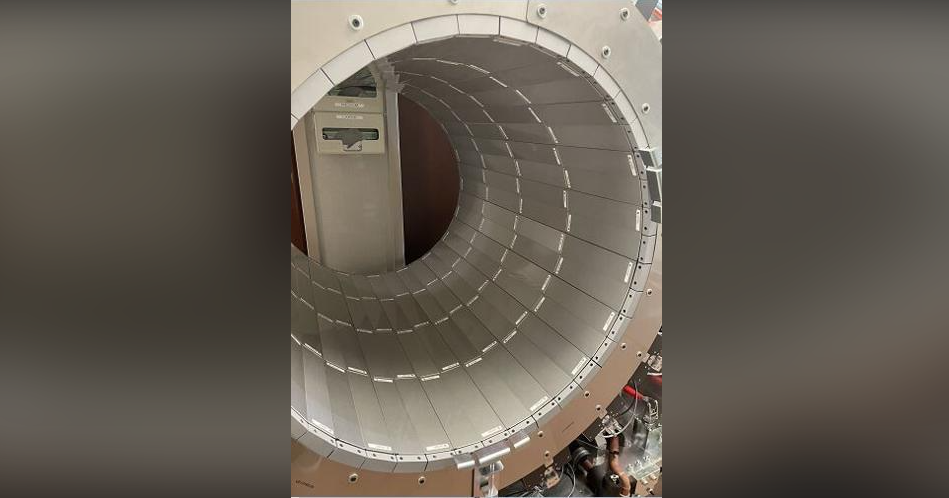 Mayo Clinic installs first Quadra PET/CT scanner in North America ...