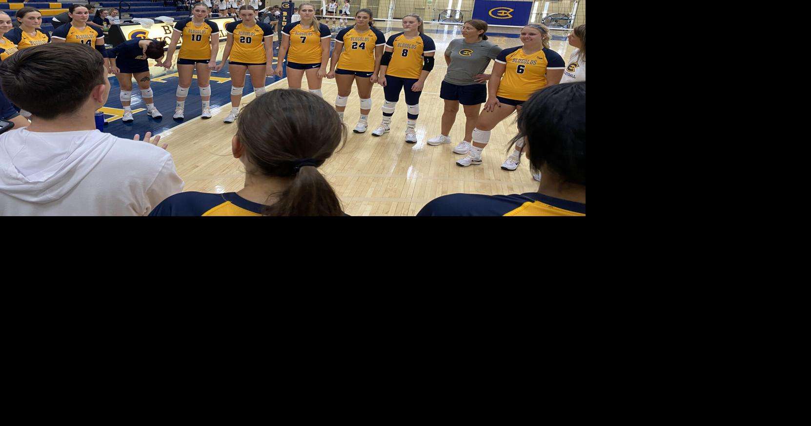 Young Blugolds volleyball team meshing well | College Sports | wqow.com