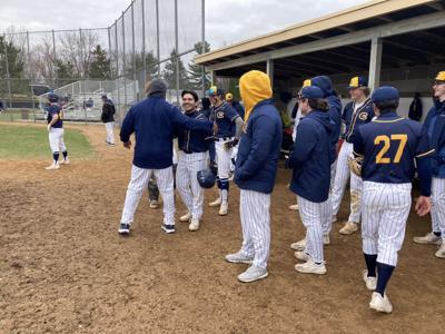 UWEC baseball blasts its way to wins over Finlandia | Sport | wqow.com