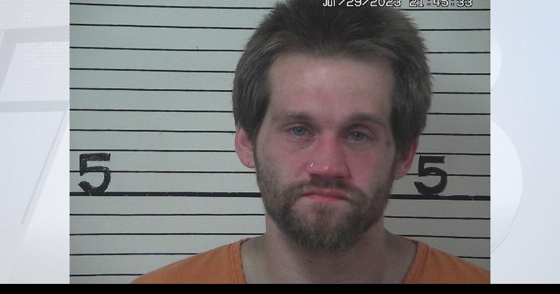 Law enforcement looking for man accused of home invasion, stabbing in Jackson County | Crime and ...