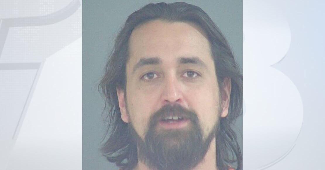 Minnesota man charged with making terrorist threats after allegedly ...