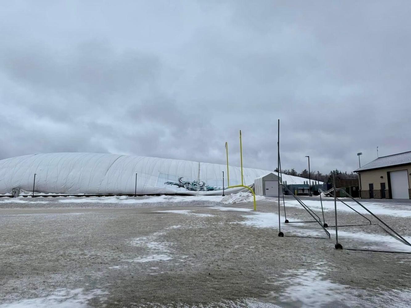 Rhinelander's Hodag Dome deflates from ice storm damage | News | wqow.com