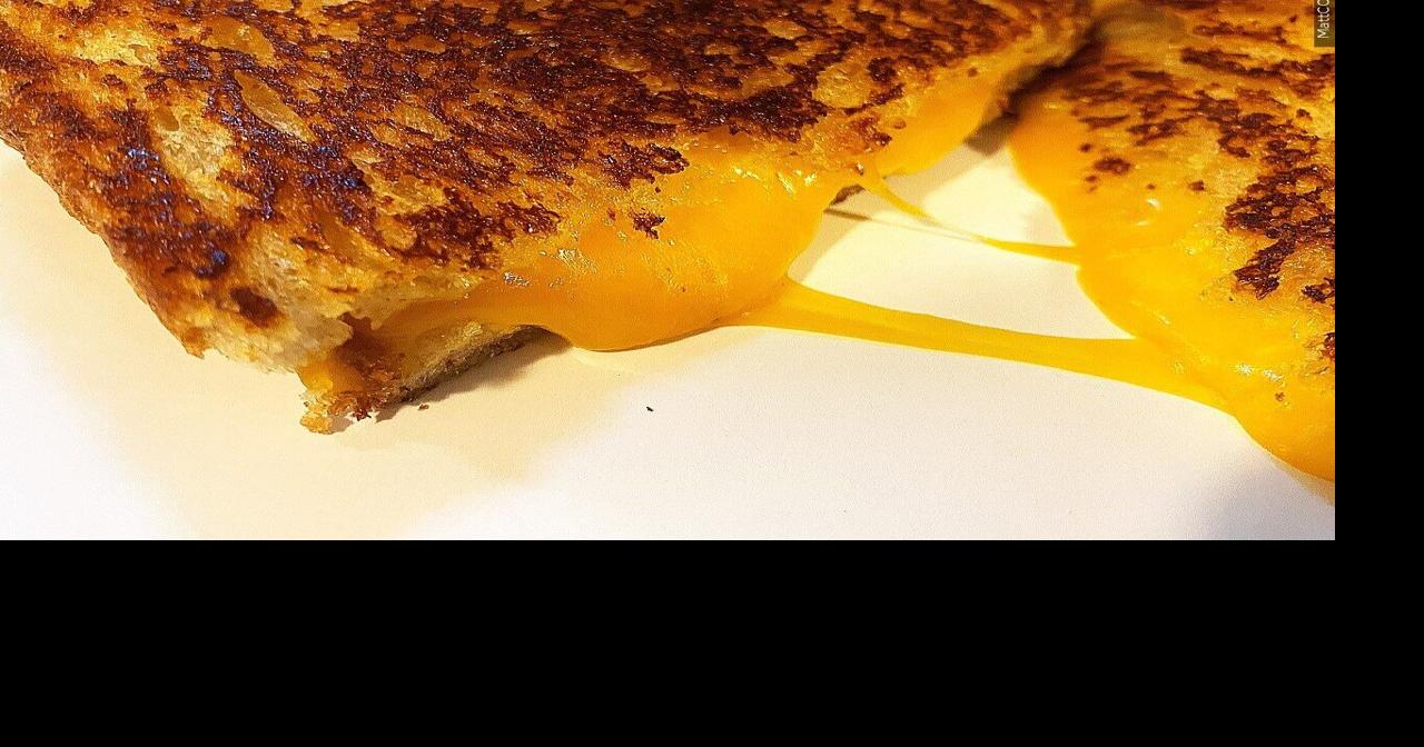 Wisconsin brothers set record for world's largest grilled cheese ...