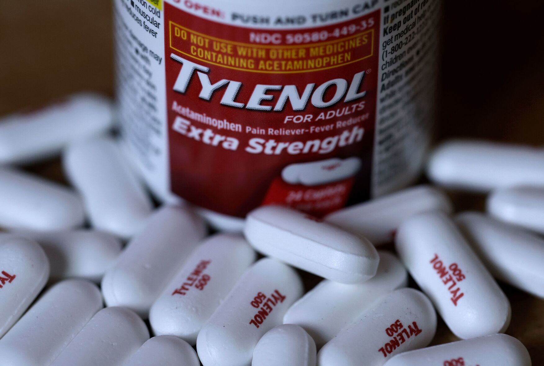 Many women and doctors dismiss Trump’s Tylenol claim as more research ...