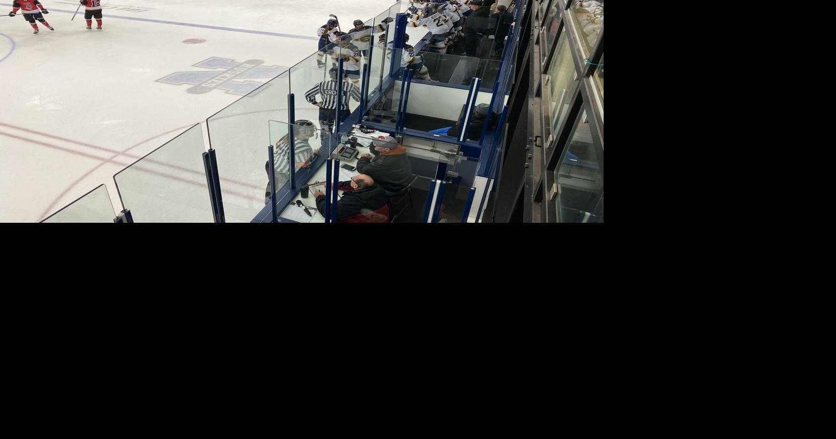 Huge 2nd period sends UWEC women's hockey past #1 UW-River Falls ...