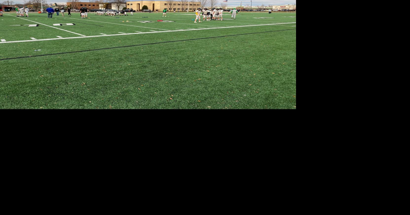 Regis emphasizing 'true team football' in Level Four | Sports | wqow.com