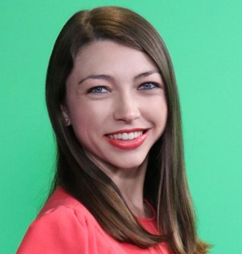 Mallory Metzner Bios
