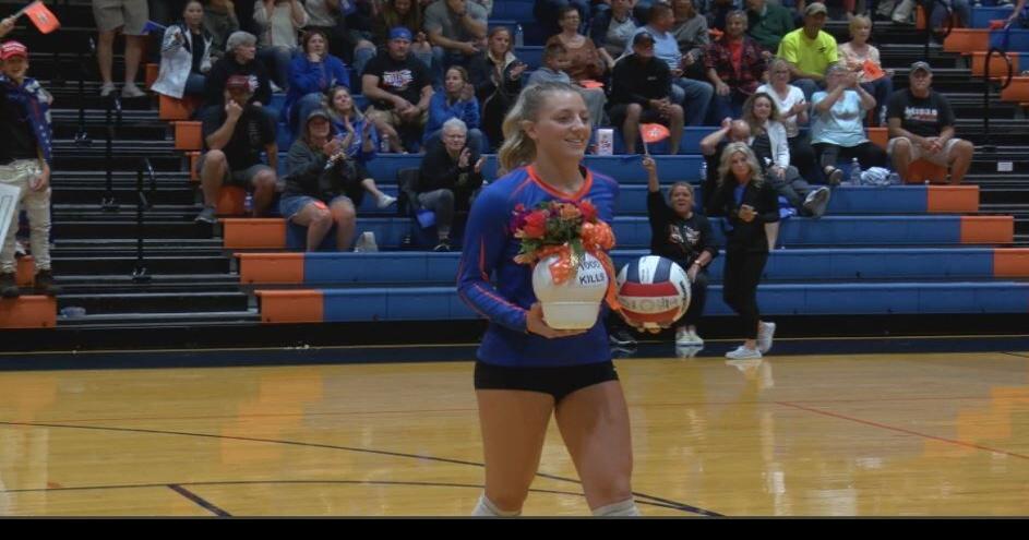 Alayna Pierce becomes first Cogs volleyball player to reach 1,000 kills ...